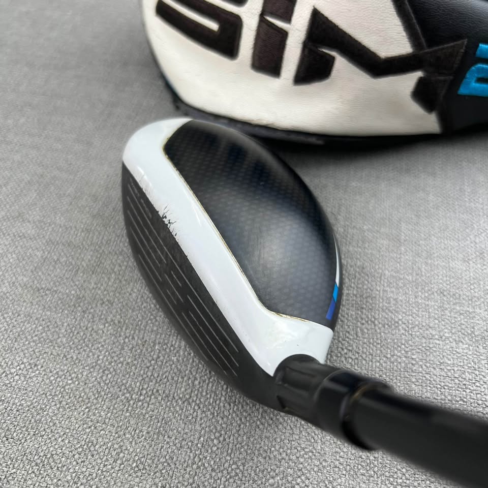 Taylormade SIM2 Max 3 Hybrid - Stiff Flex / 19 Degree – GolfEx